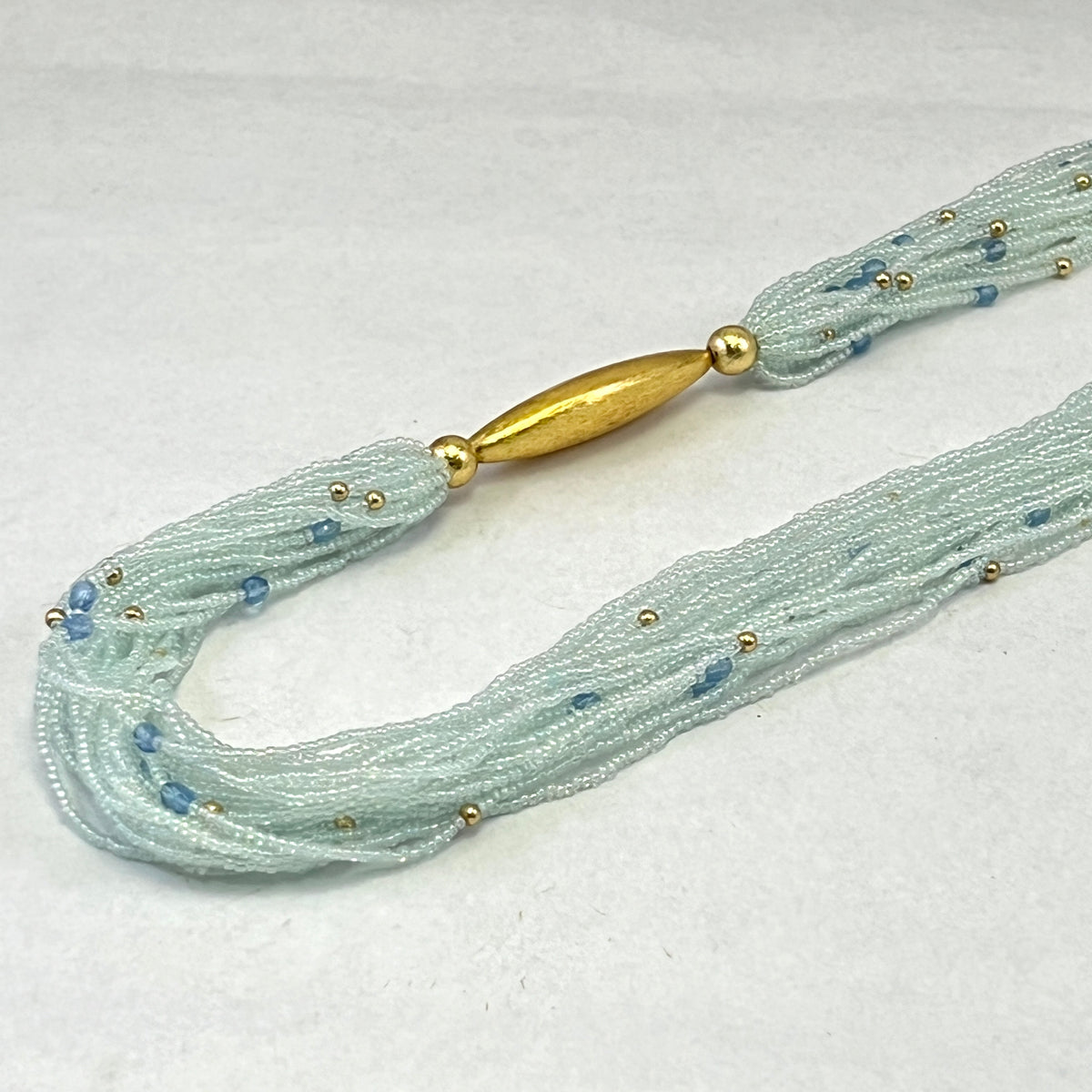 MULTY LAYERED JECKO SEED BEAD GOLD CRIS BEAD WITH THREAD NECKLACE ...